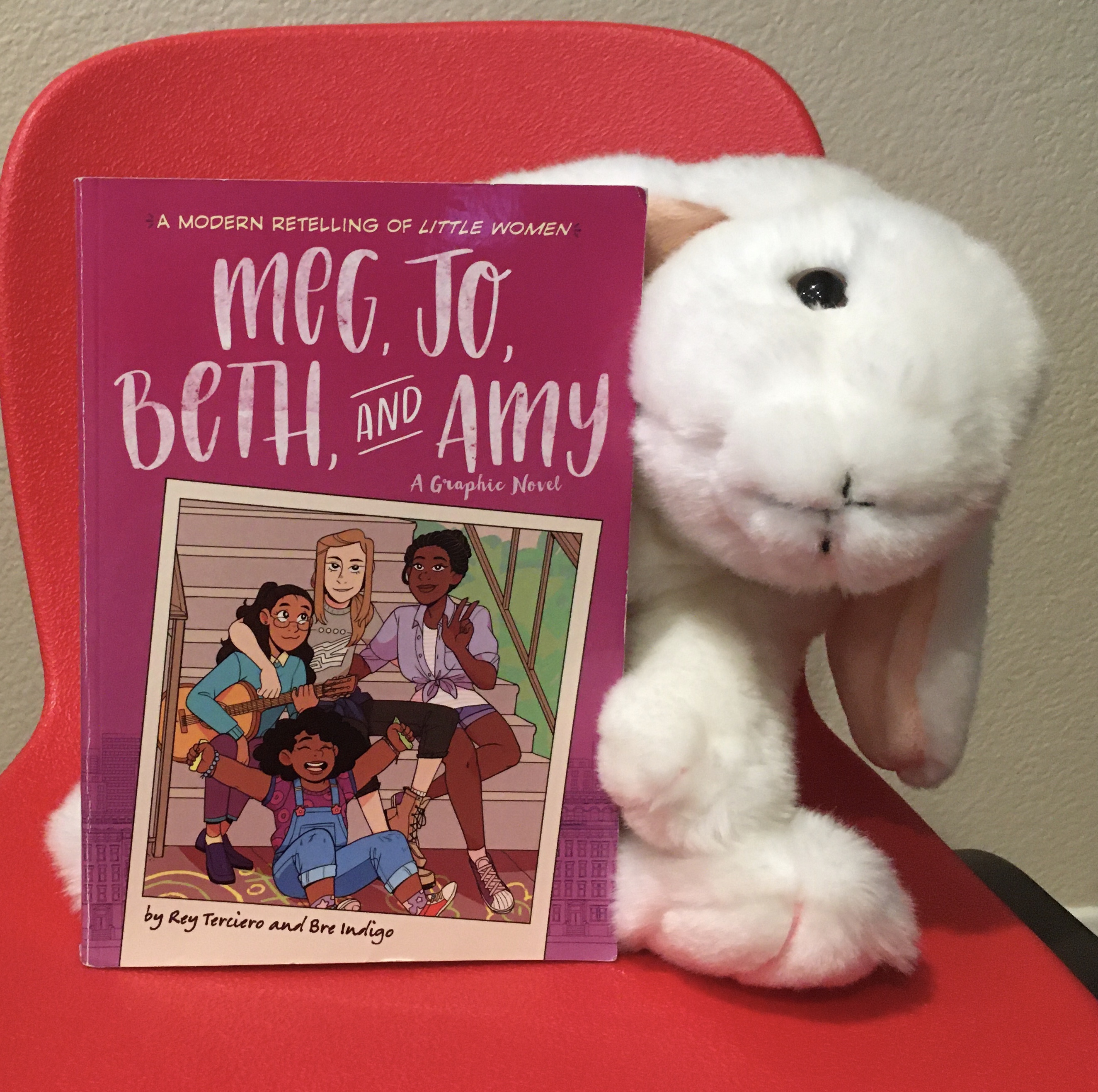 Marshmallow reviews Meg, Jo, Beth, and Amy: A Graphic Novel by Rey ...
