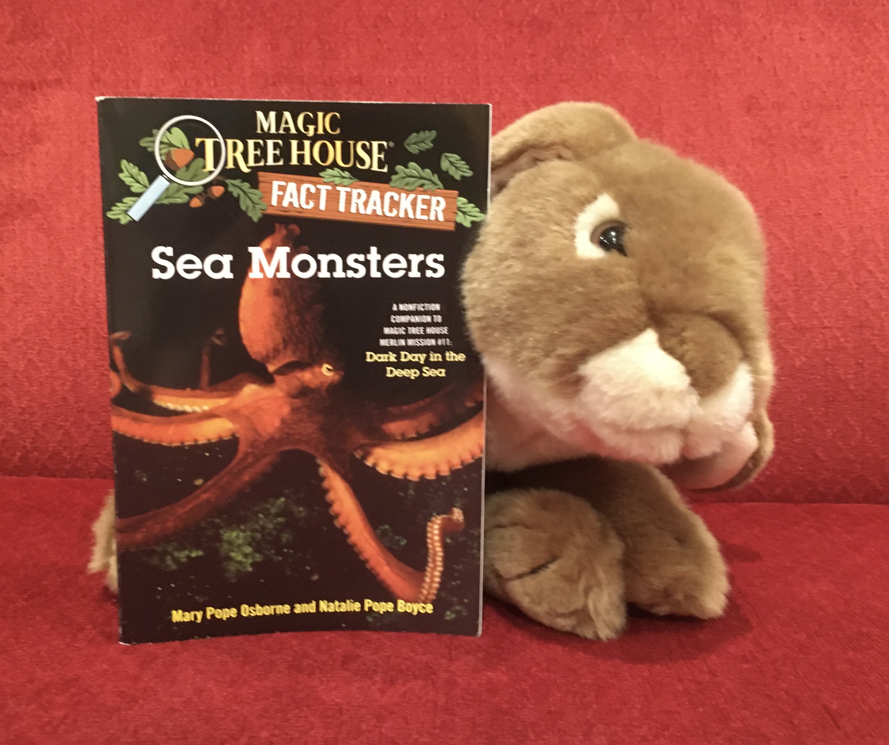 Caramel reviews Sea Monsters (Magic Tree House Fact Tracker #17) by ...