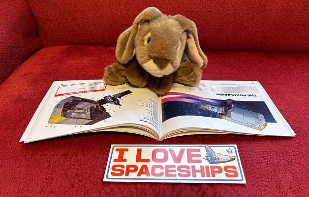 Caramel reviews Kepler’s Intergalactic Guide to Spaceships by Jake Parker – BookBunnies