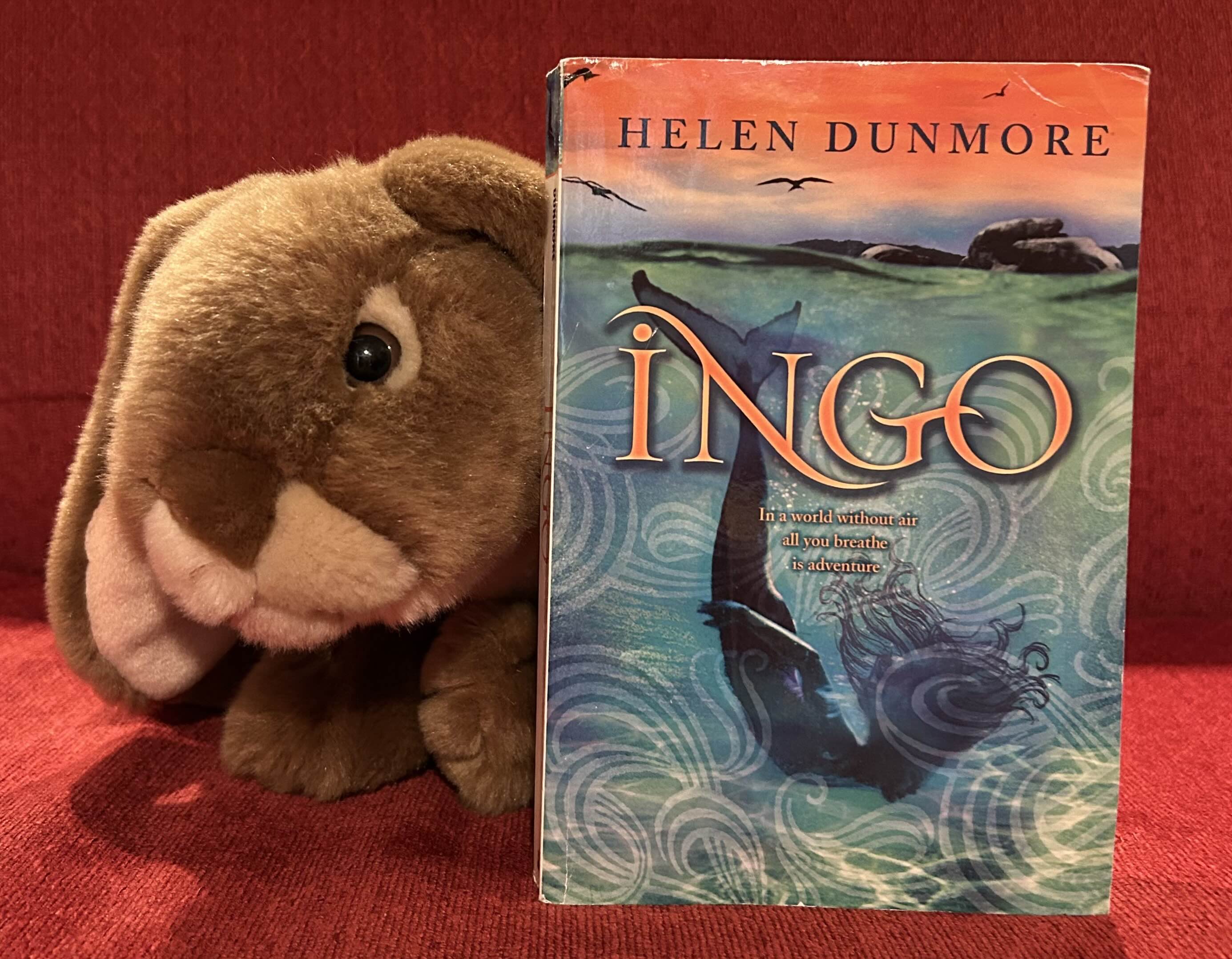 Caramel reviews Ingo by Helen Dunmore – BookBunnies