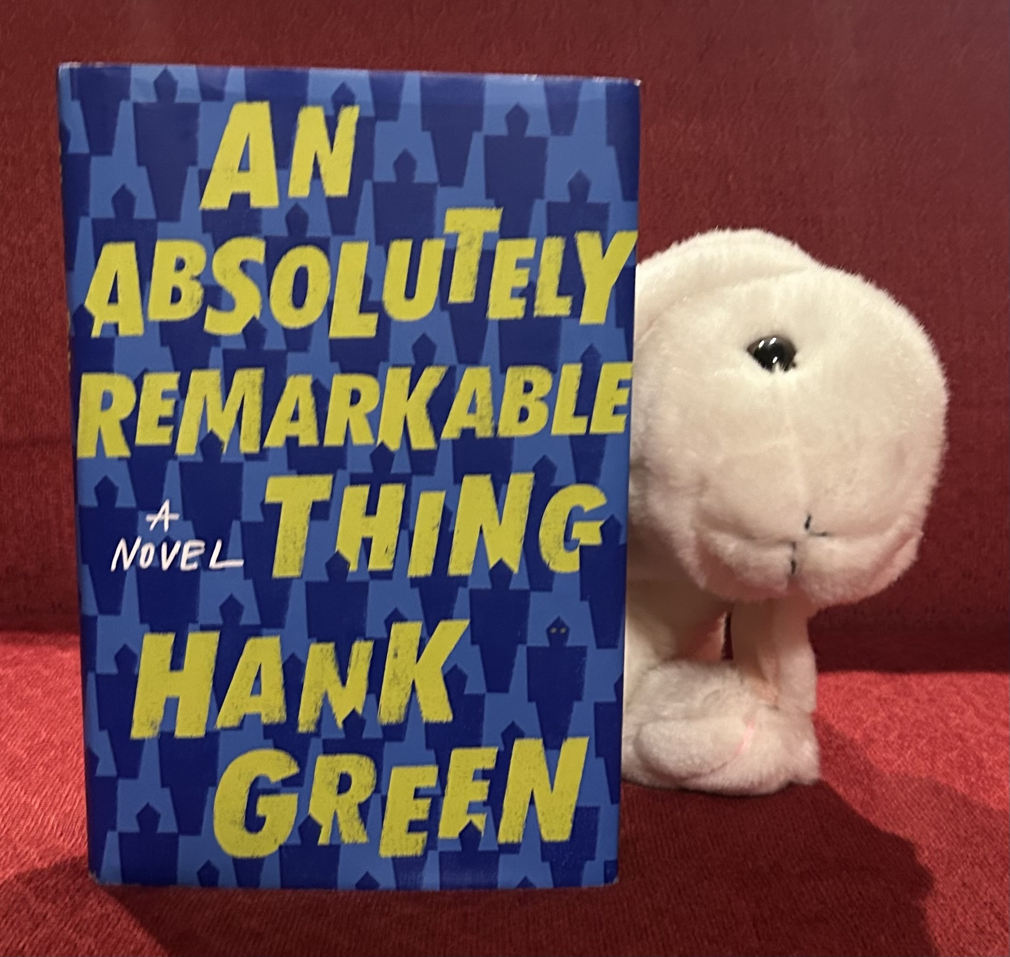 Marshmallow reviews An Absolutely Remarkable Thing by Hank Green ...
